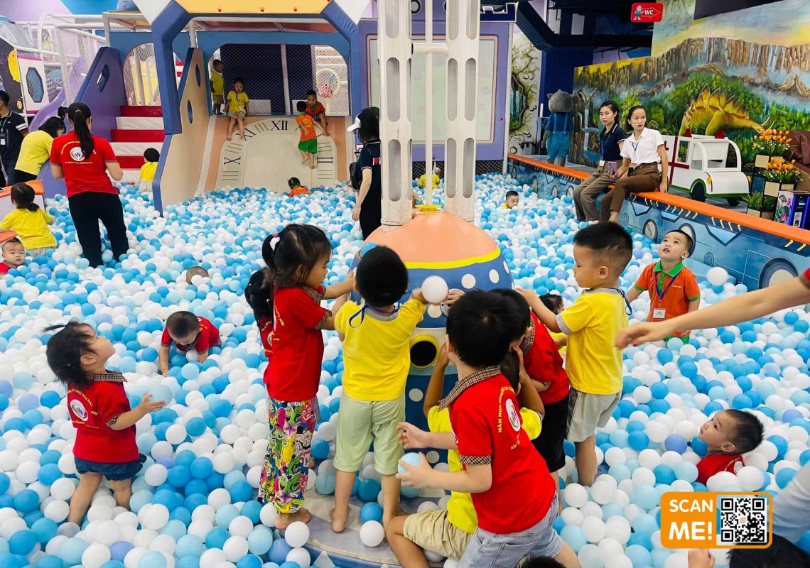 Giá vé khu Kidzone và công viên khủng long Royal City
